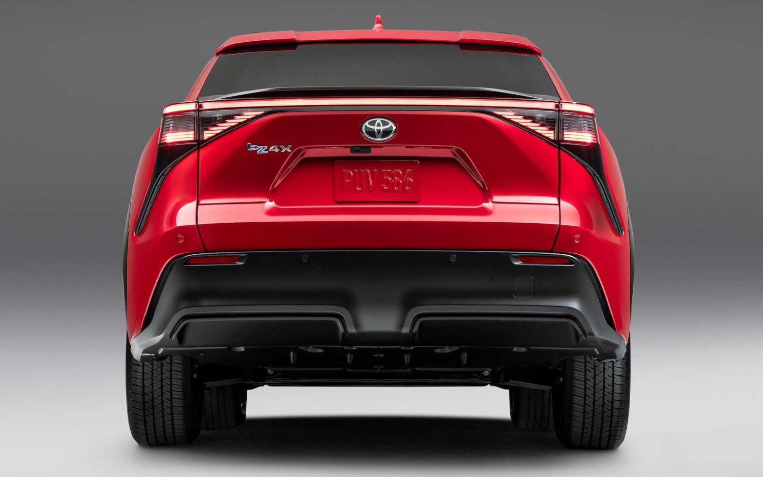 Comparison - Toyota bZ4X Vision 2022 - vs - Skoda Enyaq Coupe RS iV 2022 | SUV Drive